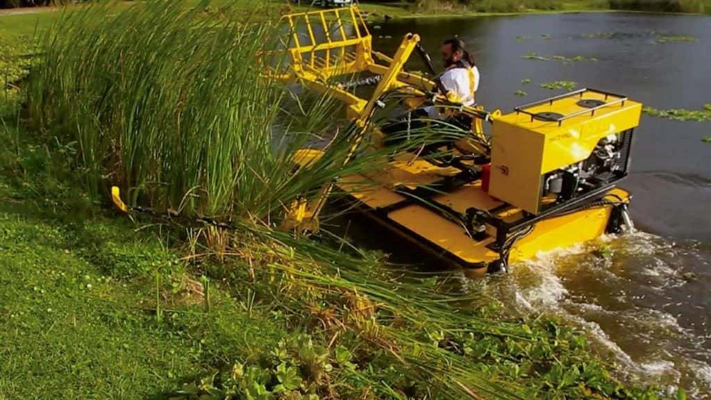 Lake Weed Cutter | Aquatic Weed Removal & Harvester Boats | Weedoo Boats
